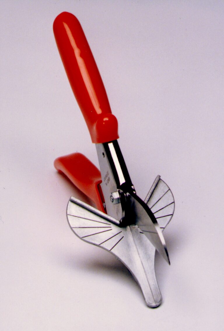 3104 Miter Master Shoe Mold cutter | J Bee Enterprises